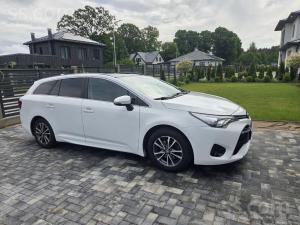 Белый Тойота Авенсис 2015 в Рига, объемом двигателя 1.60 л и пробегом 177 тыс. км за 8200 €, фото 7 на AUTOMOTO.COM.LV