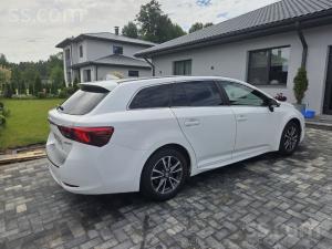 Белый Тойота Авенсис 2015 в Рига, объемом двигателя 1.60 л и пробегом 177 тыс. км за 8200 €, фото 10 на AUTOMOTO.COM.LV