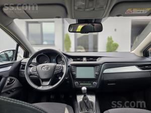 Белый Тойота Авенсис 2015 в Рига, объемом двигателя 1.60 л и пробегом 177 тыс. км за 8200 €, фото 19 на AUTOMOTO.COM.LV