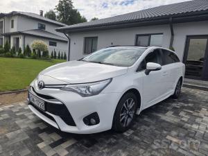 Белый Тойота Авенсис 2015 в Рига, объемом двигателя 1.60 л и пробегом 177 тыс. км за 8200 €, фото 31 на AUTOMOTO.COM.LV