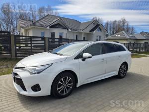 Белый Тойота Авенсис 2015 в Рига, объемом двигателя 1.60 л и пробегом 176 тыс. км за 8200 €, фото 5 на AUTOMOTO.COM.LV