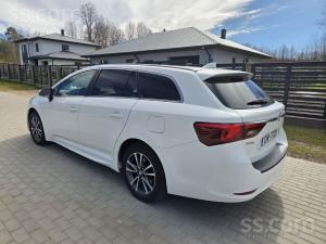 Белый Тойота Авенсис 2015 в Рига, объемом двигателя 1.60 л и пробегом 176 тыс. км за 8200 €, фото 7 на AUTOMOTO.COM.LV