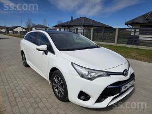 Белый Тойота Авенсис 2015 в Рига, объемом двигателя 1.60 л и пробегом 176 тыс. км за 8200 €, фото 11 на AUTOMOTO.COM.LV