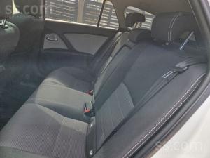 Белый Тойота Авенсис 2015 в Рига, объемом двигателя 1.60 л и пробегом 176 тыс. км за 8200 €, фото 16 на AUTOMOTO.COM.LV