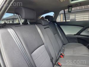 Белый Тойота Авенсис 2015 в Рига, объемом двигателя 1.60 л и пробегом 176 тыс. км за 8200 €, фото 19 на AUTOMOTO.COM.LV