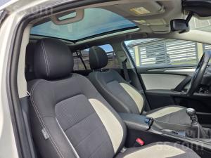 Белый Тойота Авенсис 2015 в Рига, объемом двигателя 1.60 л и пробегом 176 тыс. км за 8200 €, фото 20 на AUTOMOTO.COM.LV