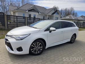 Белый Тойота Авенсис 2015 в Рига, объемом двигателя 1.60 л и пробегом 176 тыс. км за 8200 €, фото 32 на AUTOMOTO.COM.LV