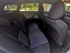 Белый Тойота Авенсис 2015 в Рига, объемом двигателя 2.00 л и пробегом 169 тыс. км за 10900 €, фото 6 на AUTOMOTO.COM.LV