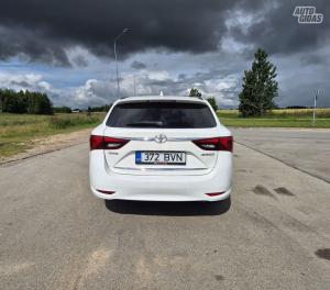Белый Тойота Авенсис 2015 в Шяуляй, объемом двигателя 1.80 л и пробегом 366 тыс. км за 6500 €, фото 7 на AUTOMOTO.COM.LV