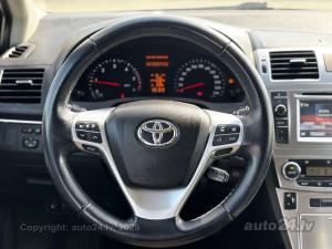 White Toyota Avensis 2015 in Tartu, with an engine capacity of 2.00 L and mileage of 207 thousand km for 7499 €, photo 11 on AUTOMOTO.COM.LV