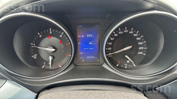 Toyota Avensis 2015 Rīga vietnē Balts Toyota Avensis 2015 Rīga, ar dzinēja tilpumu 2.00 L un nobraukumu 335 tūkst. km par 8199 €, foto 10 vietnē AUTOMOTO.COM.LV