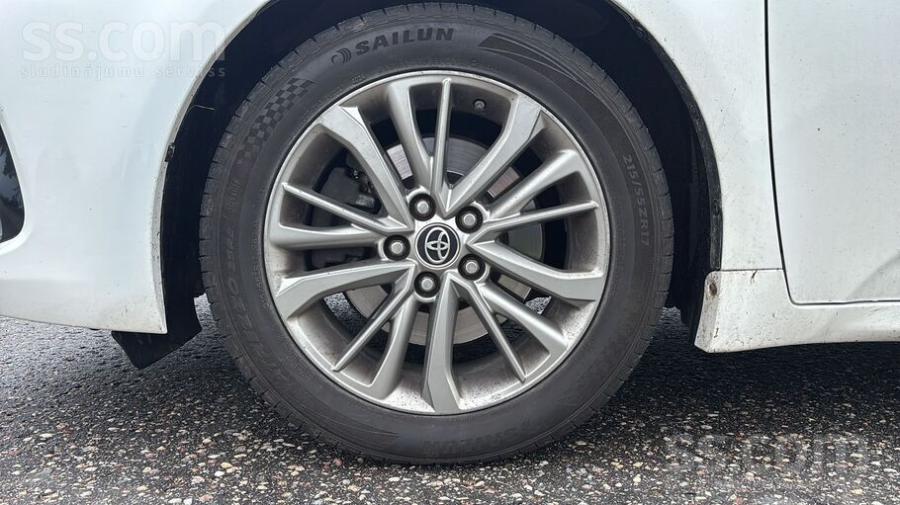 Balts Toyota Avensis 2015 Rīga, ar dzinēja tilpumu 2.00 L un nobraukumu 335 tūkst. km par 8199 €, foto 11 vietnē AUTOMOTO.COM.LV