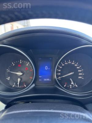 Balts Toyota Avensis 2015 Rīga, ar dzinēja tilpumu 2.00 L un nobraukumu 336 tūkst. km par 7850 €, foto 16 vietnē AUTOMOTO.COM.LV