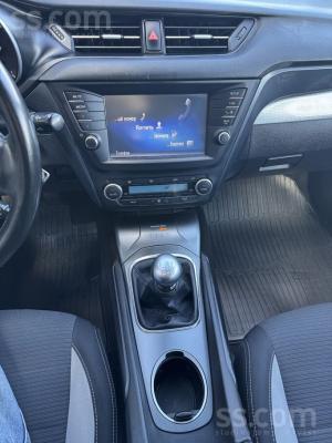 Balts Toyota Avensis 2015 Rīga, ar dzinēja tilpumu 2.00 L un nobraukumu 336 tūkst. km par 7850 €, foto 17 vietnē AUTOMOTO.COM.LV