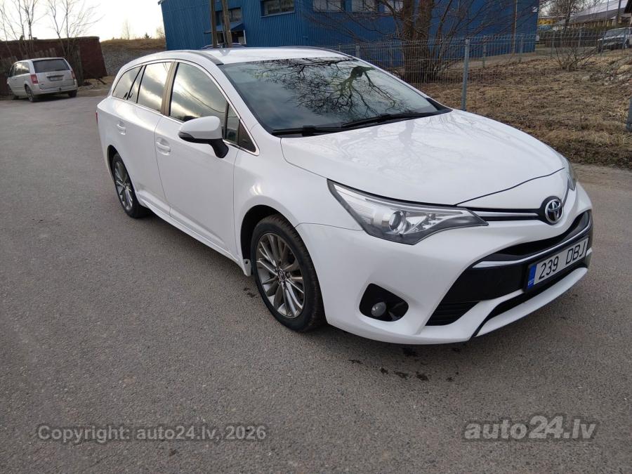 Balts Toyota Avensis 2016 Tallina, ar dzinēja tilpumu 2.00 L un nobraukumu 230 tūkst. km par 4900 €, foto 3 vietnē AUTOMOTO.COM.LV