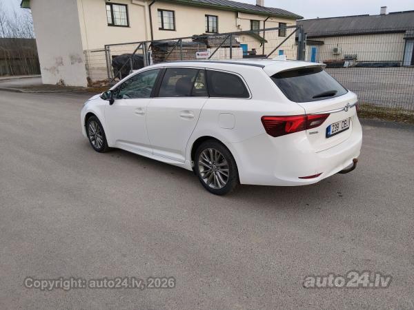 Белый Тойота Авенсис 2016 в Таллин, объемом двигателя 2.00 л и пробегом 230 тыс. км за 4900 €, фото 3 на AUTOMOTO.COM.LV
