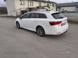 Balts Toyota Avensis 2016 Tallina, ar dzinēja tilpumu 2.00 L un nobraukumu 230 tūkst. km par 4900 €, foto 4 vietnē AUTOMOTO.COM.LV