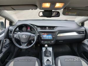 Balts Toyota Avensis 2016 Tallina, ar dzinēja tilpumu 2.00 L un nobraukumu 230 tūkst. km par 4900 €, foto 6 vietnē AUTOMOTO.COM.LV