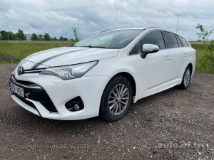 Белый Тойота Авенсис 2016 в Таллин, объемом двигателя 1.80 л и пробегом 226 тыс. км за 8500 €, фото 6 на AUTOMOTO.COM.LV