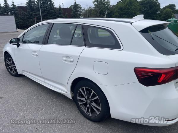 Balts Toyota Avensis 2016 Tallina, ar dzinēja tilpumu 1.80 L un nobraukumu 273 tūkst. km par 7500 €, foto 3 vietnē AUTOMOTO.COM.LV