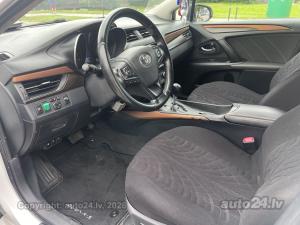 Белый Тойота Авенсис 2016 в Таллин, объемом двигателя 1.80 л и пробегом 273 тыс. км за 7500 €, фото 10 на AUTOMOTO.COM.LV