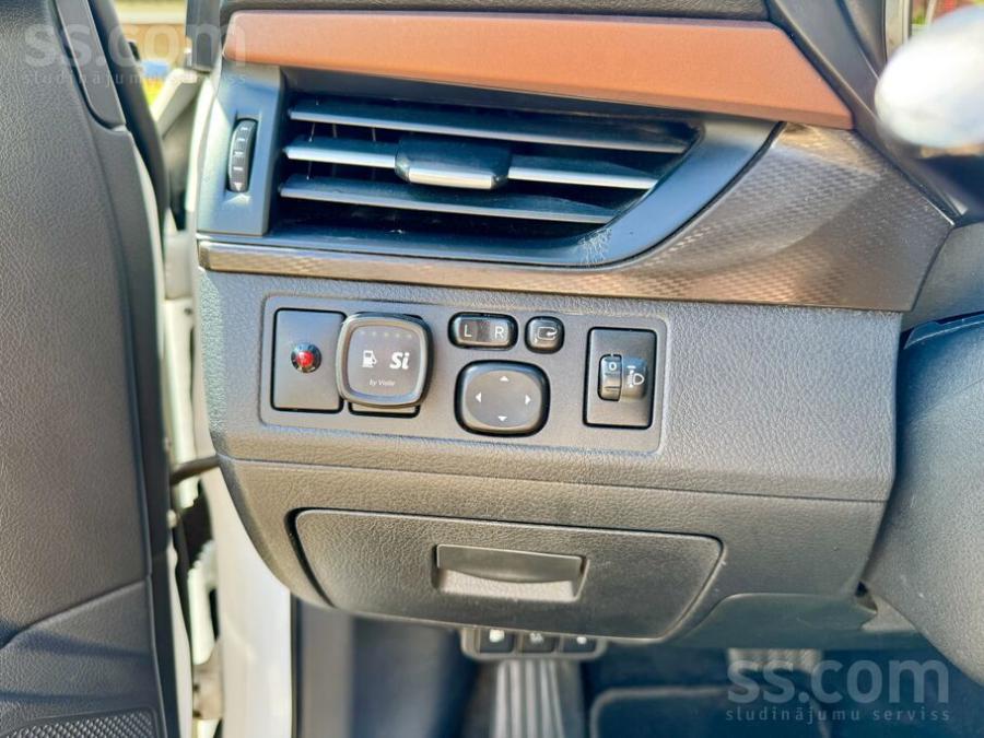 Белый Тойота Авенсис 2017 в Елгава, объемом двигателя 1.80 л и пробегом 338 тыс. км за 8200 €, фото 10 на AUTOMOTO.COM.LV