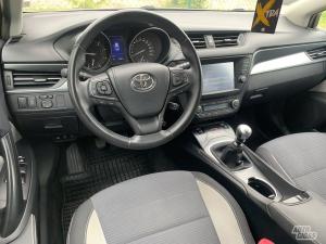 Белый Тойота Авенсис 2017 в Каунас, объемом двигателя 2.00 л и пробегом 283 тыс. км за 7799 €, фото 14 на AUTOMOTO.COM.LV