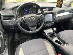 Белый Тойота Авенсис 2017 в Каунас, объемом двигателя 2.00 л и пробегом 283 тыс. км за 7799 €, фото 14 на AUTOMOTO.COM.LV