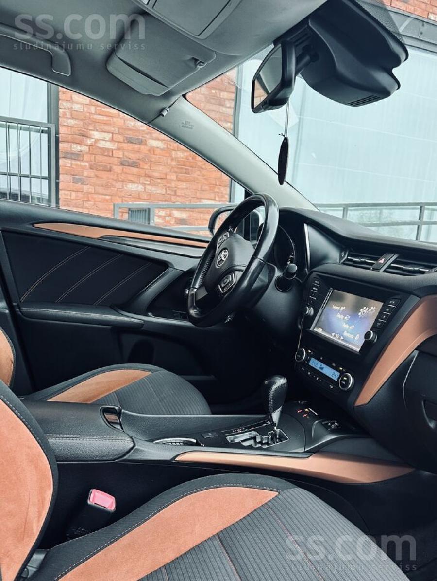 Balts Toyota Avensis 2017 Rīga, ar dzinēja tilpumu 2.00 L un nobraukumu 232 tūkst. km par 8900 €, foto 7 vietnē AUTOMOTO.COM.LV
