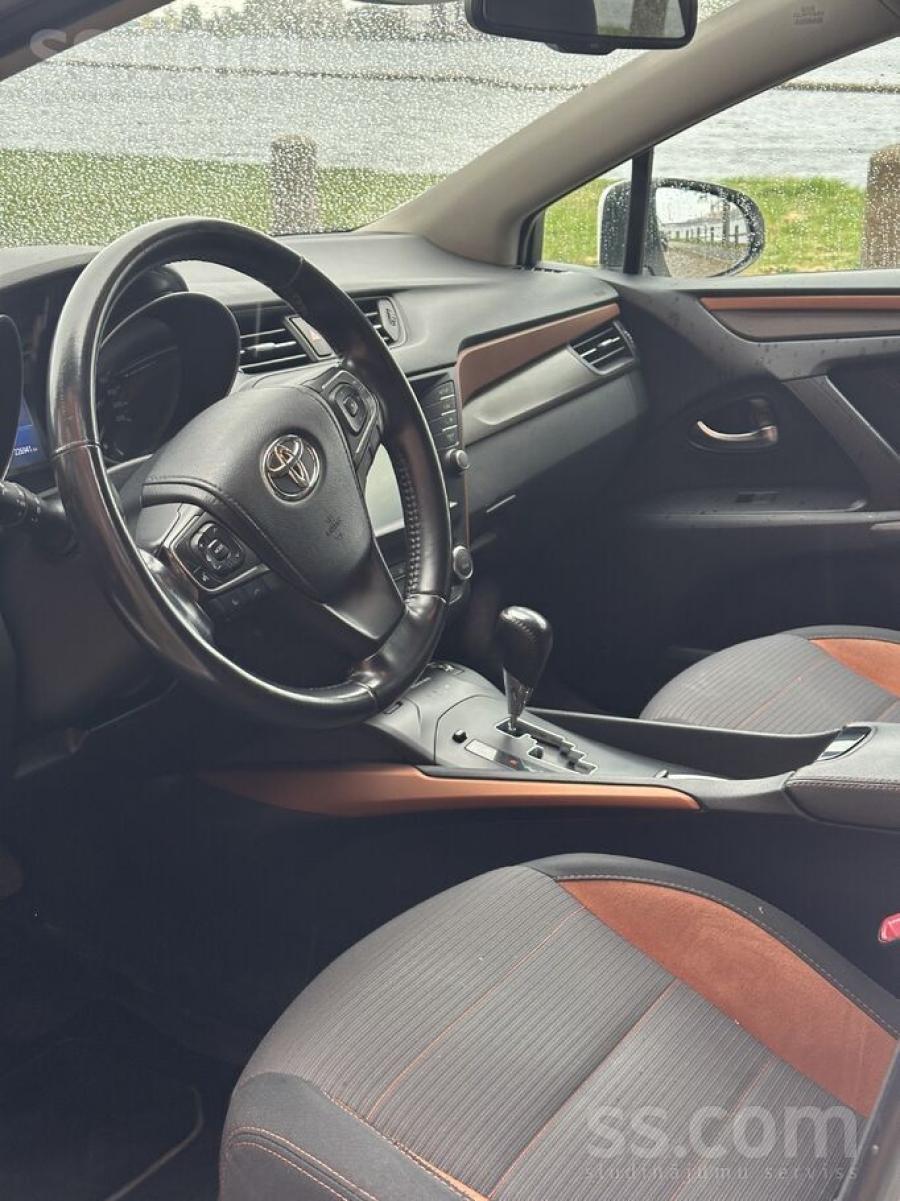 Balts Toyota Avensis 2017 Rīga, ar dzinēja tilpumu 2.00 L un nobraukumu 232 tūkst. km par 8900 €, foto 9 vietnē AUTOMOTO.COM.LV