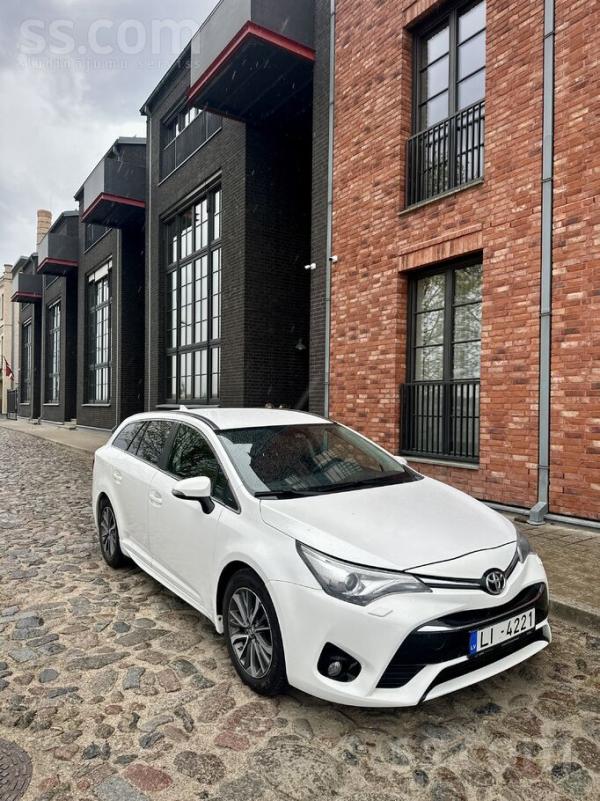 Balts Toyota Avensis 2017 Rīga, ar dzinēja tilpumu 2.00 L un nobraukumu 232 tūkst. km par 8200 €, foto 5 vietnē AUTOMOTO.COM.LV