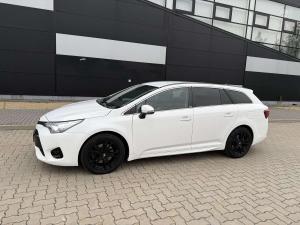 Белый Тойота Авенсис 2017 в Паневежис, объемом двигателя 2.00 л и пробегом 238 тыс. км за 7500 €, фото 5 на AUTOMOTO.COM.LV