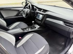 Белый Тойота Авенсис 2017 в Паневежис, объемом двигателя 2.00 л и пробегом 238 тыс. км за 7500 €, фото 20 на AUTOMOTO.COM.LV