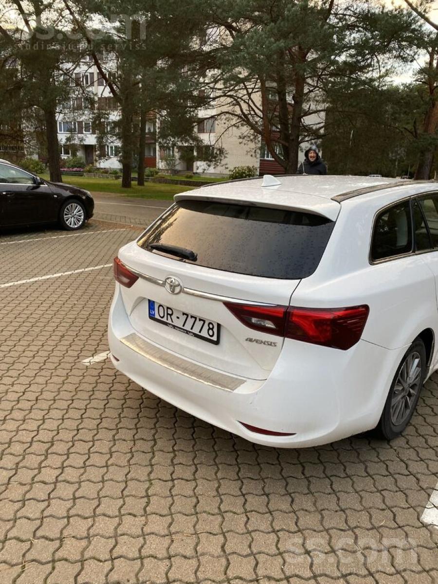 Balts Toyota Avensis 2017 Jūrmala, ar dzinēja tilpumu 1.80 L un nobraukumu 636 tūkst. km par 4950 €, foto 5 vietnē AUTOMOTO.COM.LV