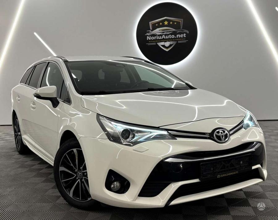 Balts Toyota Avensis 2018 Marijampole, ar dzinēja tilpumu 1.80 L un nobraukumu 127 tūkst. km par 12850 €, foto 1 vietnē AUTOMOTO.COM.LV