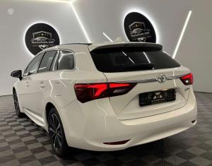 Balts Toyota Avensis 2018 Marijampole, ar dzinēja tilpumu 1.80 L un nobraukumu 127 tūkst. km par 12850 €, foto 22 vietnē AUTOMOTO.COM.LV