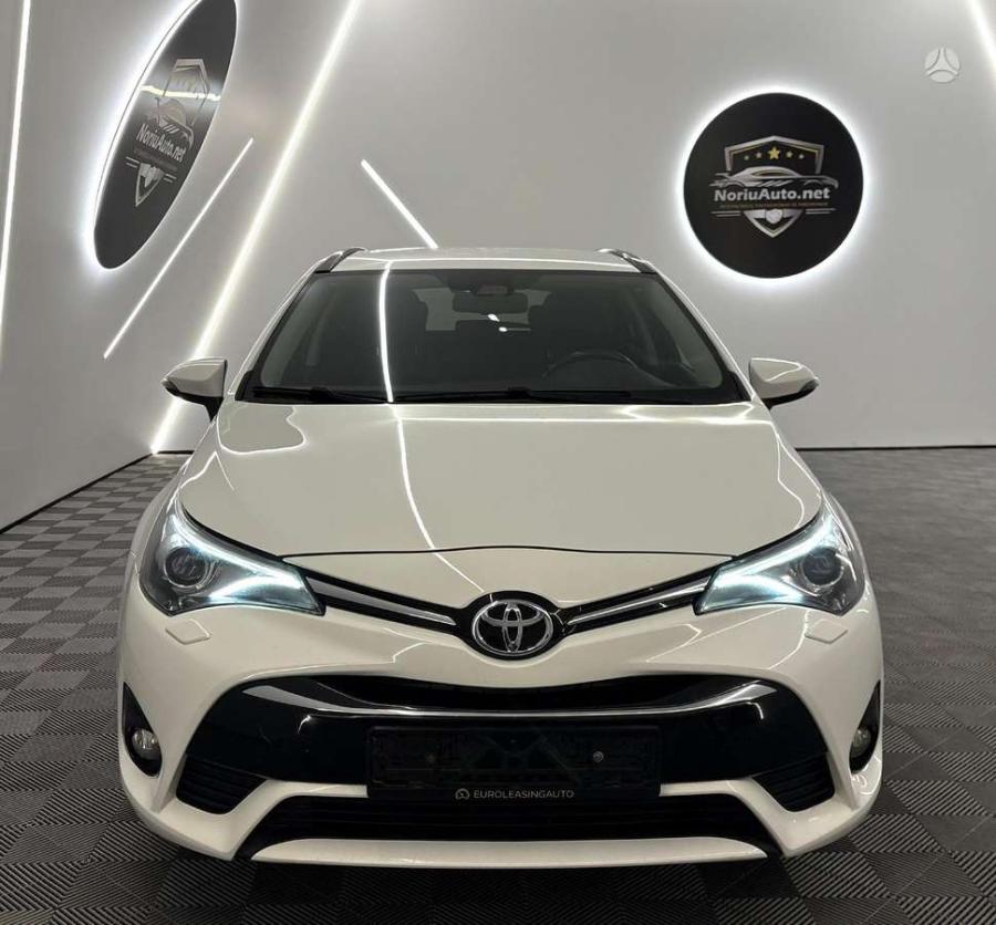 Balts Toyota Avensis 2018 Marijampole, ar dzinēja tilpumu 1.80 L un nobraukumu 127 tūkst. km par 12850 €, foto 28 vietnē AUTOMOTO.COM.LV