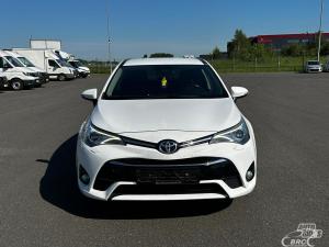 Белый Тойота Авенсис 2018 в Авиженяй, объемом двигателя 1.80 л и пробегом 135 тыс. км за 12500 €, фото 6 на AUTOMOTO.COM.LV