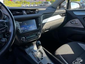 Белый Тойота Авенсис 2018 в Авиженяй, объемом двигателя 1.80 л и пробегом 135 тыс. км за 12500 €, фото 17 на AUTOMOTO.COM.LV