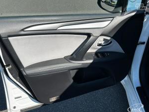 Белый Тойота Авенсис 2018 в Авиженяй, объемом двигателя 1.80 л и пробегом 135 тыс. км за 12500 €, фото 22 на AUTOMOTO.COM.LV