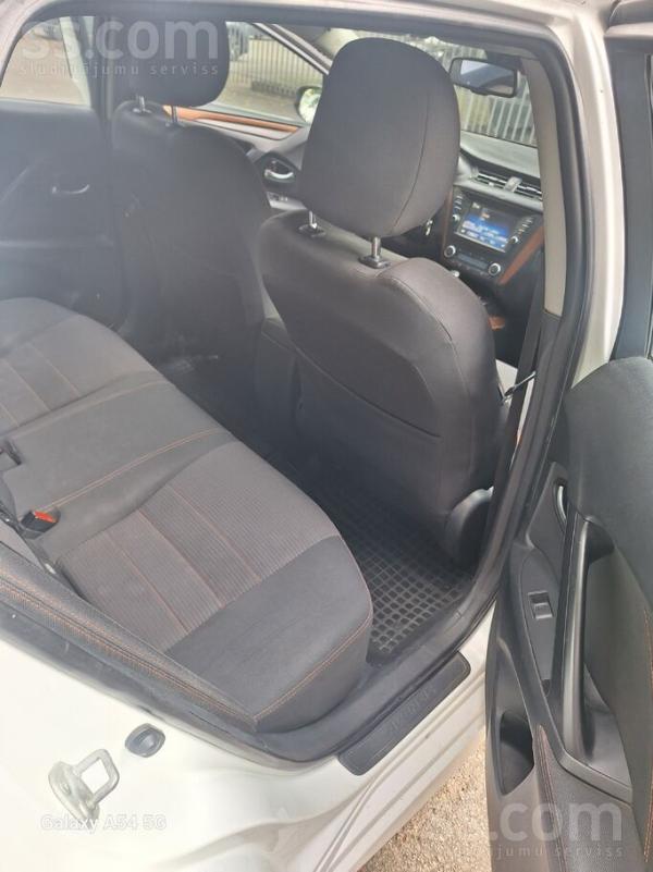 Белый Тойота Авенсис 2018 в Рига, объемом двигателя 1.80 л и пробегом 325 тыс. км за 7700 €, фото 6 на AUTOMOTO.COM.LV