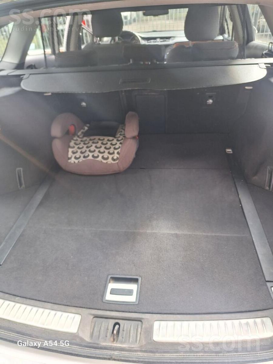 Balts Toyota Avensis 2018 Rīga, ar dzinēja tilpumu 1.80 L un nobraukumu 325 tūkst. km par 7800 €, foto 10 vietnē AUTOMOTO.COM.LV