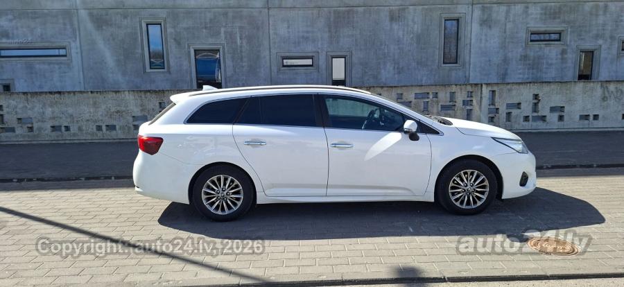 Balts Toyota Avensis 2019 Tallina, ar dzinēja tilpumu 1.80 L un nobraukumu 175 tūkst. km par 9950 €, foto 7 vietnē AUTOMOTO.COM.LV