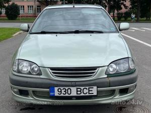 Dzeltens Toyota Avensis 2000 Narva, ar dzinēja tilpumu 2.00 L un nobraukumu 230 tūkst. km par 999 €, foto 3 vietnē AUTOMOTO.COM.LV