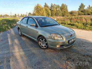 Желтый Тойота Авенсис 2005 в Рига, объемом двигателя 1.80 л и пробегом 325 тыс. км за 1500 €, фото  на AUTOMOTO.COM.LV