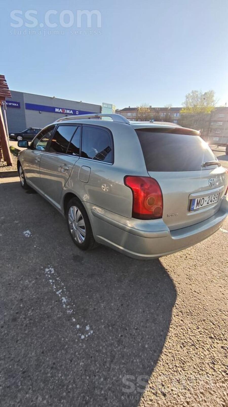 Dzeltens Toyota Avensis 2004 Rēzekne, ar dzinēja tilpumu 2.00 L un nobraukumu 330 tūkst. km par 1000 €, foto 3 vietnē AUTOMOTO.COM.LV