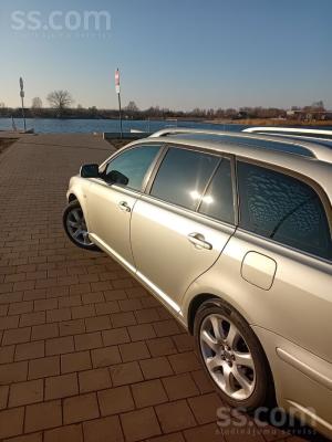 Dzeltens Toyota Avensis 2005 Rīga, ar dzinēja tilpumu 2.00 L un nobraukumu 365 tūkst. km par 1680 €, foto 5 vietnē AUTOMOTO.COM.LV