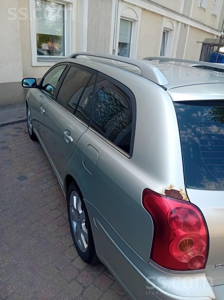 Dzeltens Toyota Avensis 2005 Rīga, ar dzinēja tilpumu 2.00 L un nobraukumu 365 tūkst. km par 1680 €, foto 10 vietnē AUTOMOTO.COM.LV