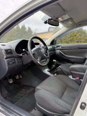 Dzeltens Toyota Avensis 2005 Rīga, ar dzinēja tilpumu 2.00 L un nobraukumu 305 tūkst. km par 1800 €, foto 10 vietnē AUTOMOTO.COM.LV