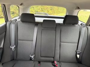 Dzeltens Toyota Avensis 2005 Rīga, ar dzinēja tilpumu 2.00 L un nobraukumu 305 tūkst. km par 1800 €, foto 12 vietnē AUTOMOTO.COM.LV